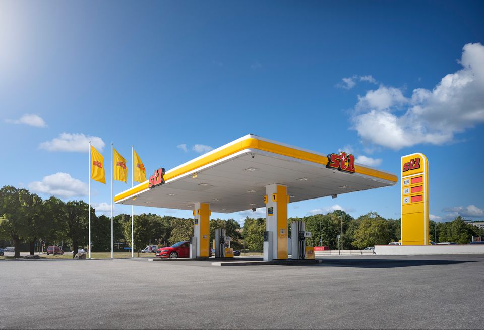 Kaarlonkadun huolto | Avulias autokorjaamo | Riihimäki